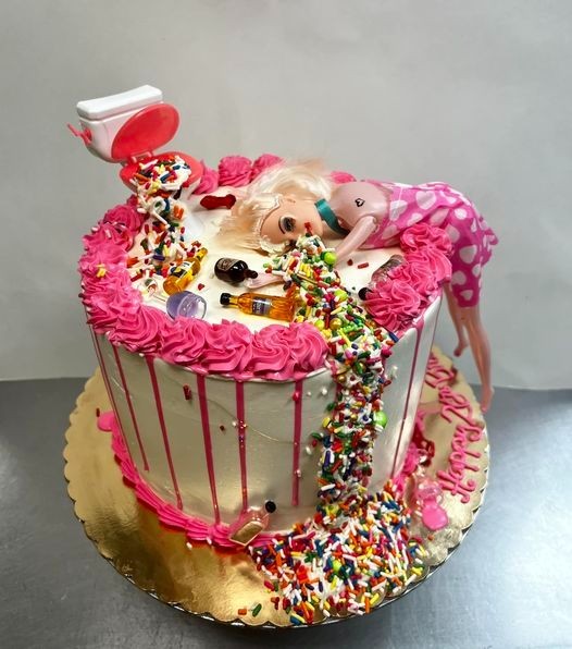 Drunk Barbie cake funny!