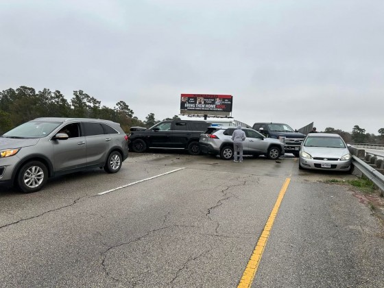 News: 5 car pile&up on the Will Clayton bridge on the west bound side ...